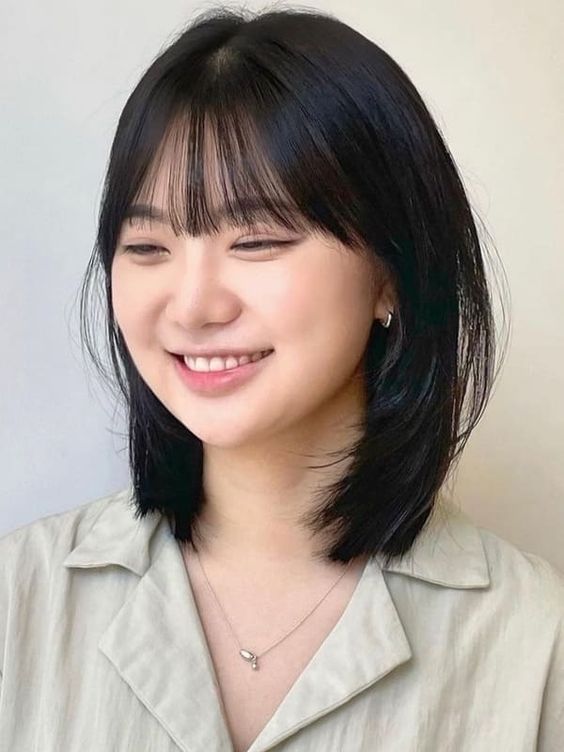 5 Model Rambut Pendek Untuk Kamu Pemilik Wajah Bulat