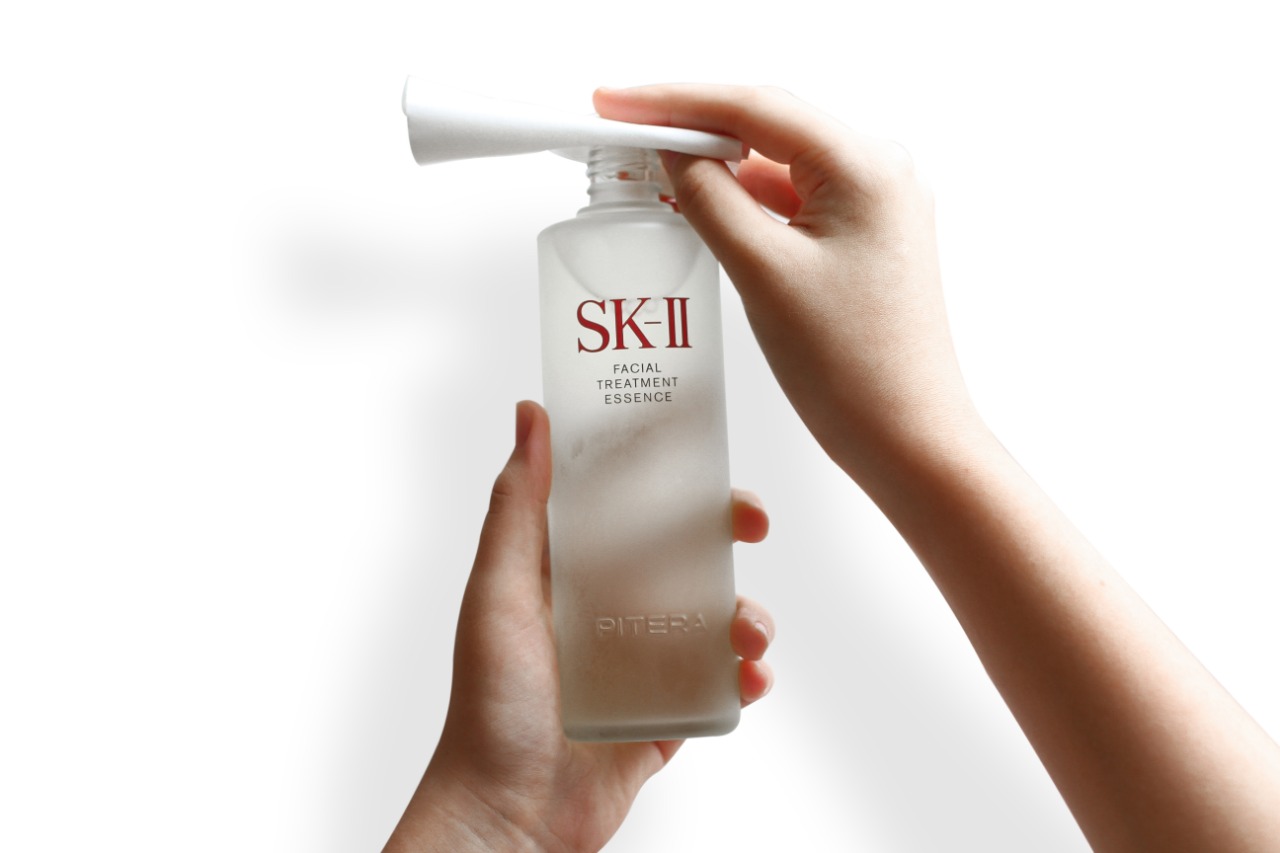 Review Skincare: SK-II Facial Treatment Essence yang Ikonis