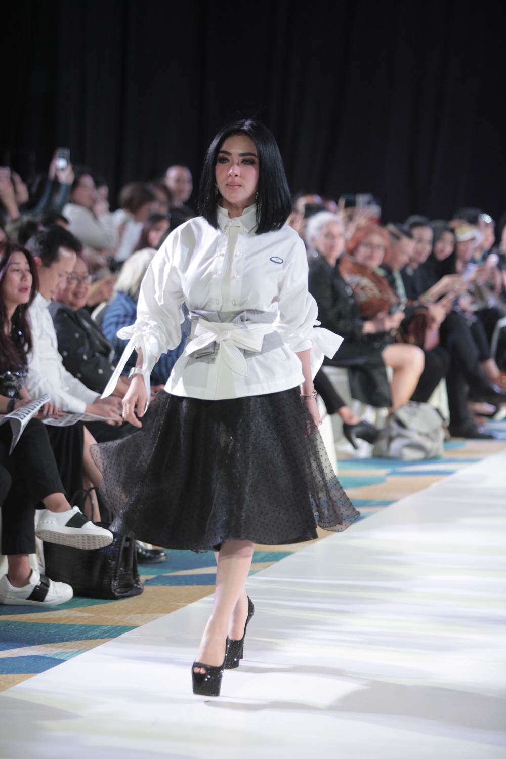 Kolaborasi One Fine Sky & IPMI dengan 36 Desainer Lokal
